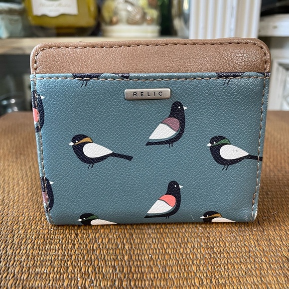 Relic | Bags | Relic Blue Bifold Wallet Birds | Poshmark